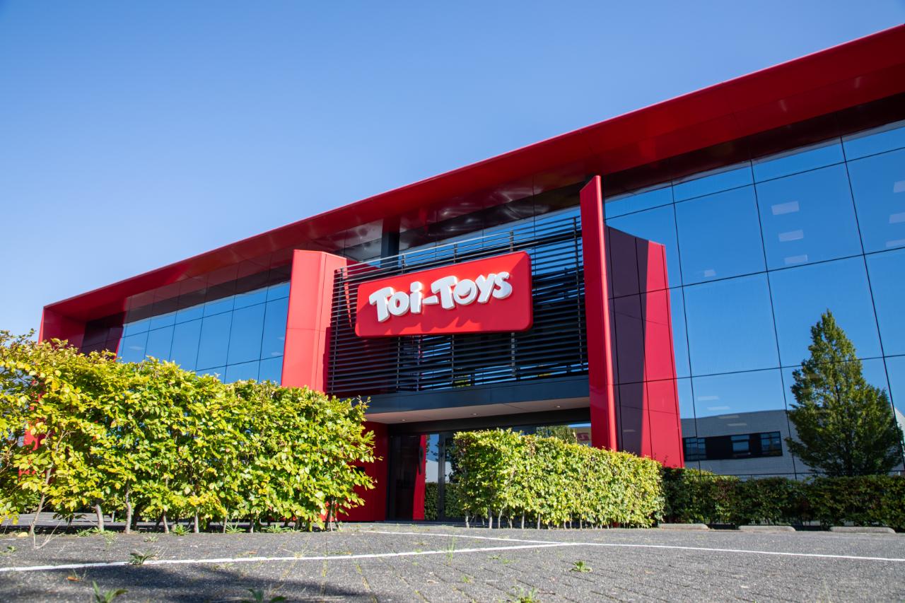 Toi-Toys is ook ingericht als distributiecentrum
